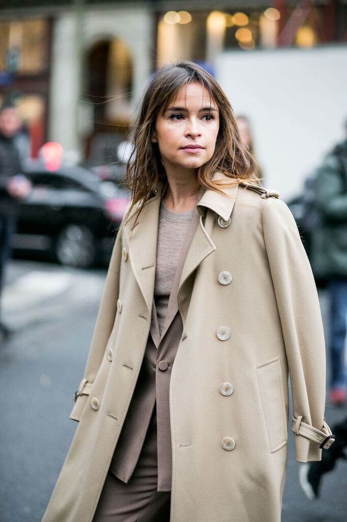 Street style: cores lavadas adocicam as ruas da semana de moda de Paris