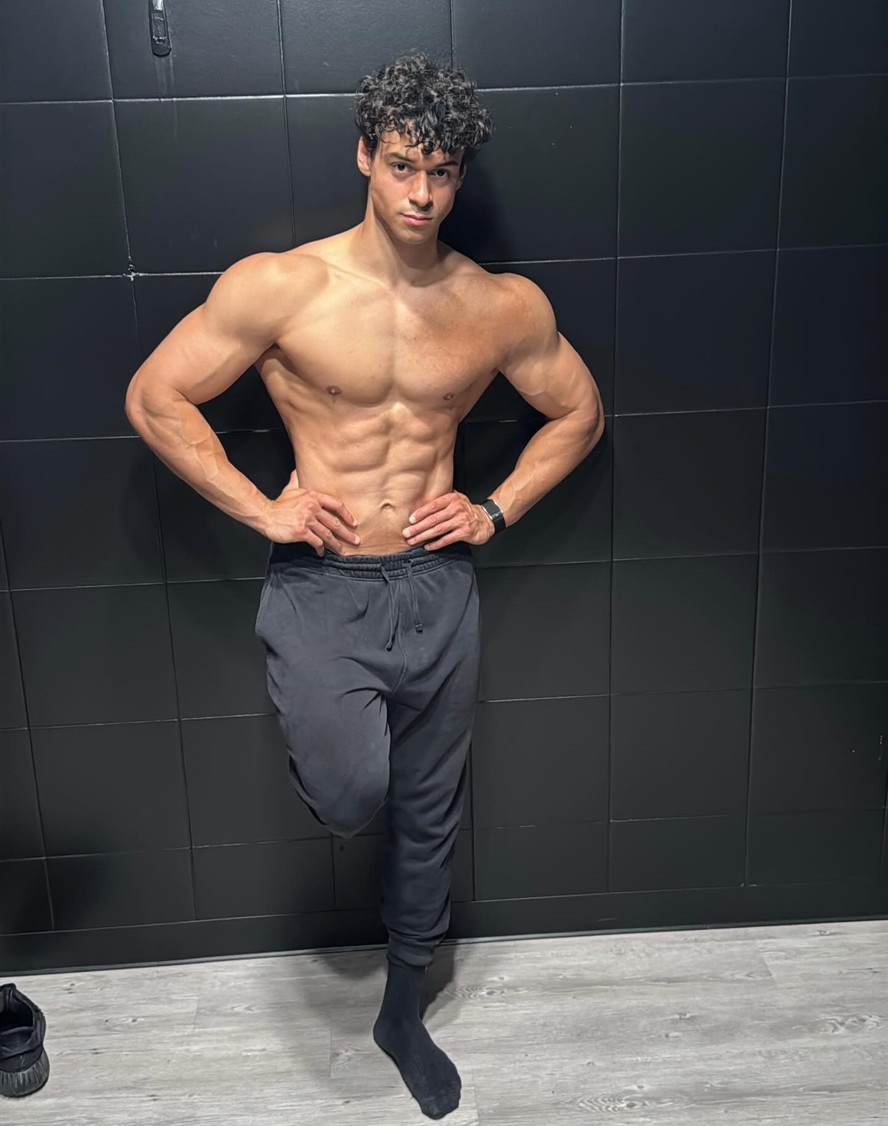 Victor Alexandre, filho de Carla Perez, fala sobre uso de anabolizantes ...