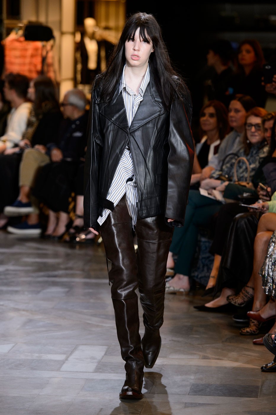 Vetements ocupa Galeries Lafayette com coleção repleta de parcerias