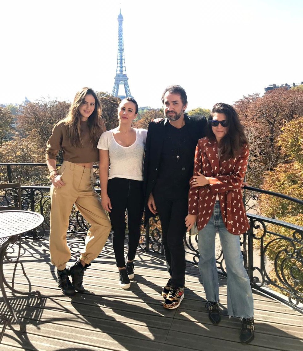 Natalie Klein mostra como uma coleção vai das passarelas às araras da ...