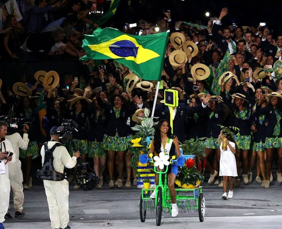 Lea T. brilha na abertura da Olimpíadas do Rio 2016