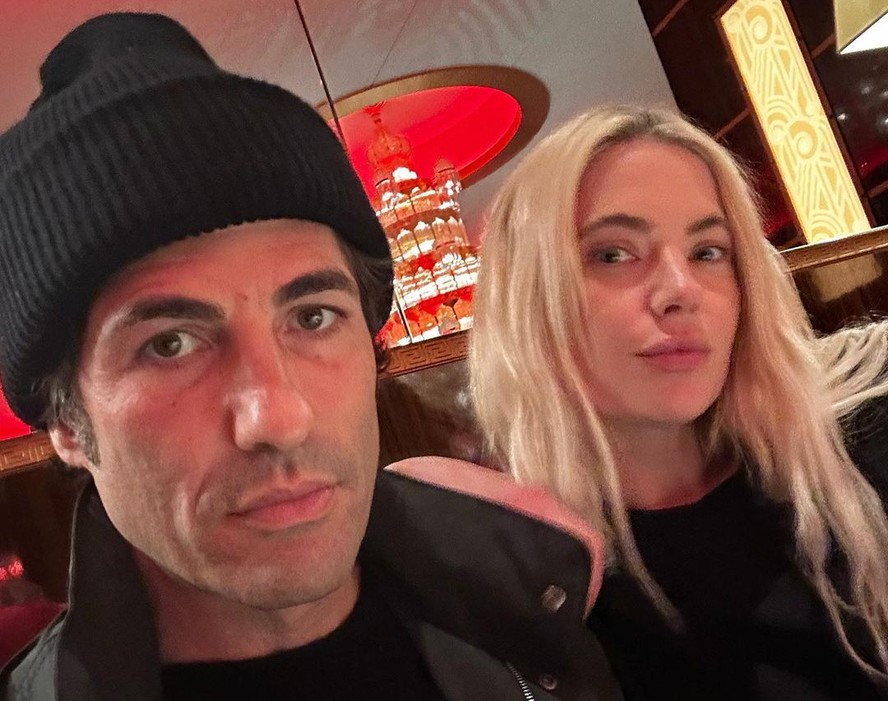 Ashley Benson está grávida de seu primeiro filho, diz site