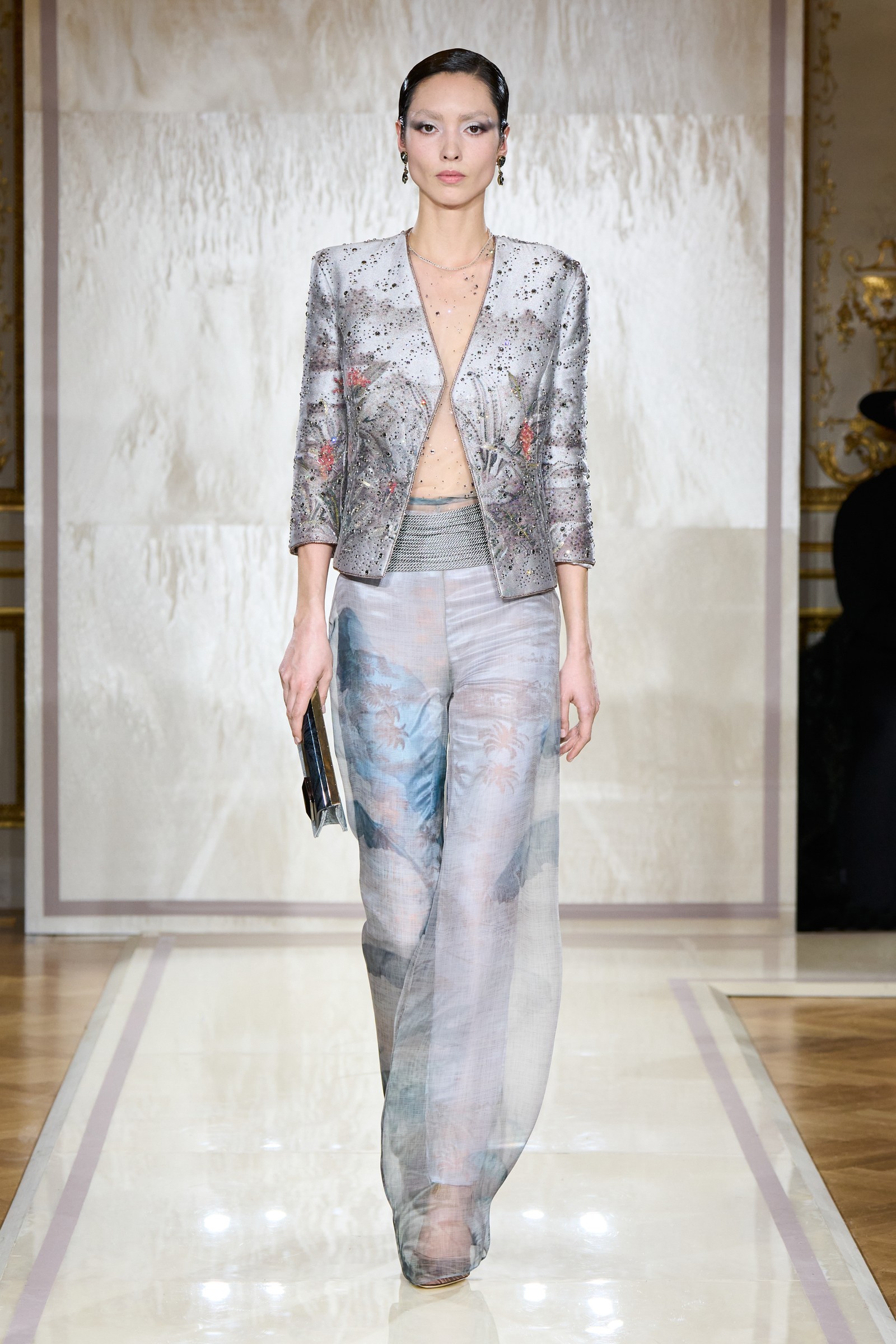 Armani Privé | Alta-costura | Verão 2025