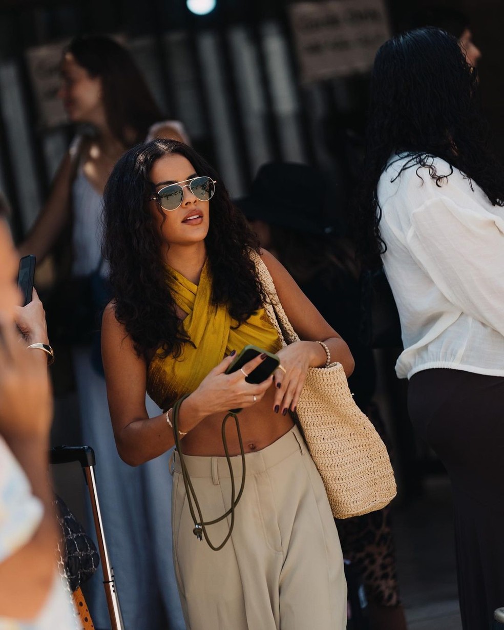 Bella Campos abre álbum de viagem ao Egito