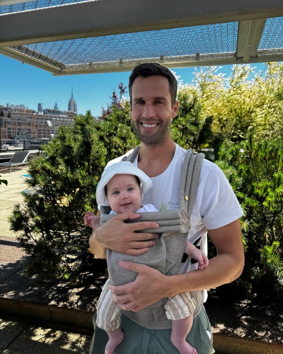 Pedro Andrade celebra primeiro Dia dos Pais nos EUA e fãs se derretem ...