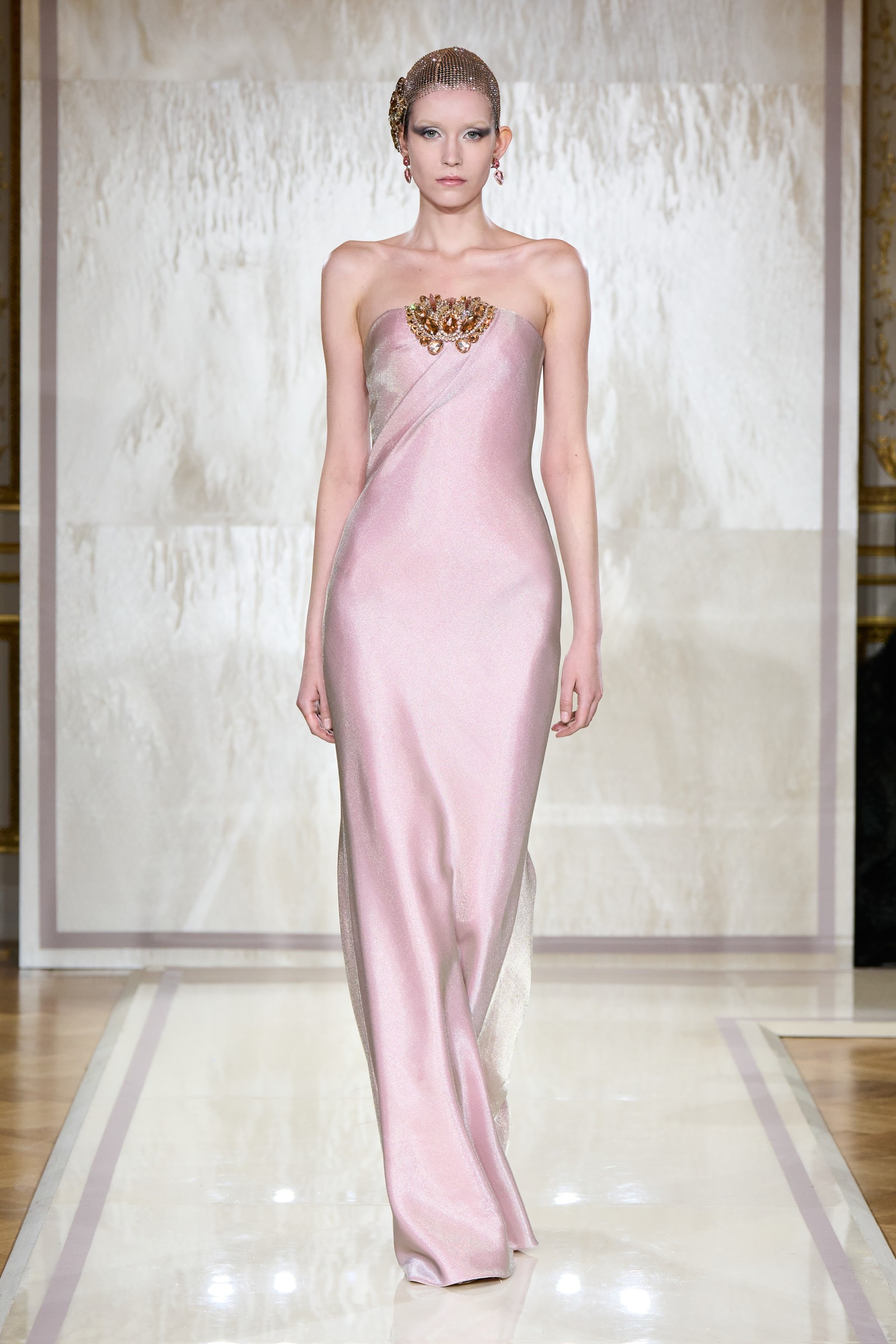 Armani Privé | Alta-costura | Verão 2025