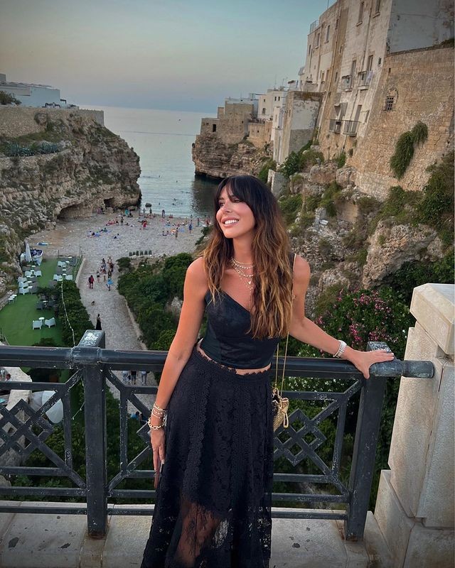 Suzana Gullo abre álbum de fotos de viagem para a Itália