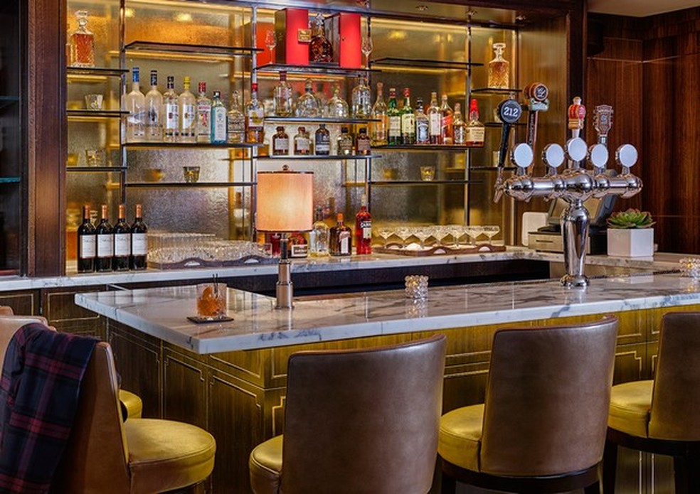 Happy hour cheio de estilo: hotel em Nova York promove noites com jazz ...