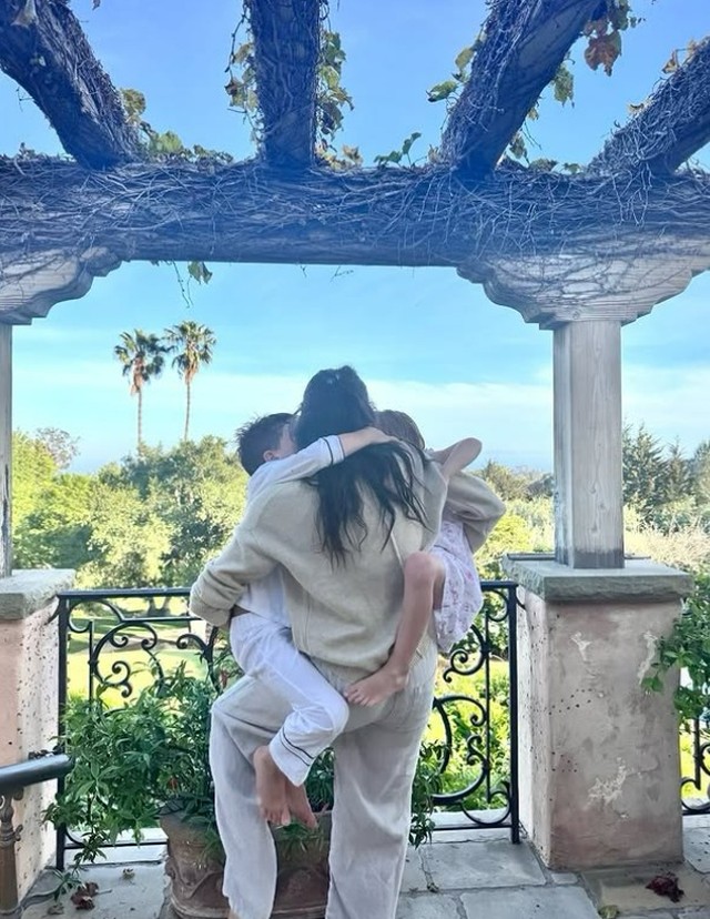 Príncipe Archie e Princesa Lilibet: irmãos brilham em nova foto na ...