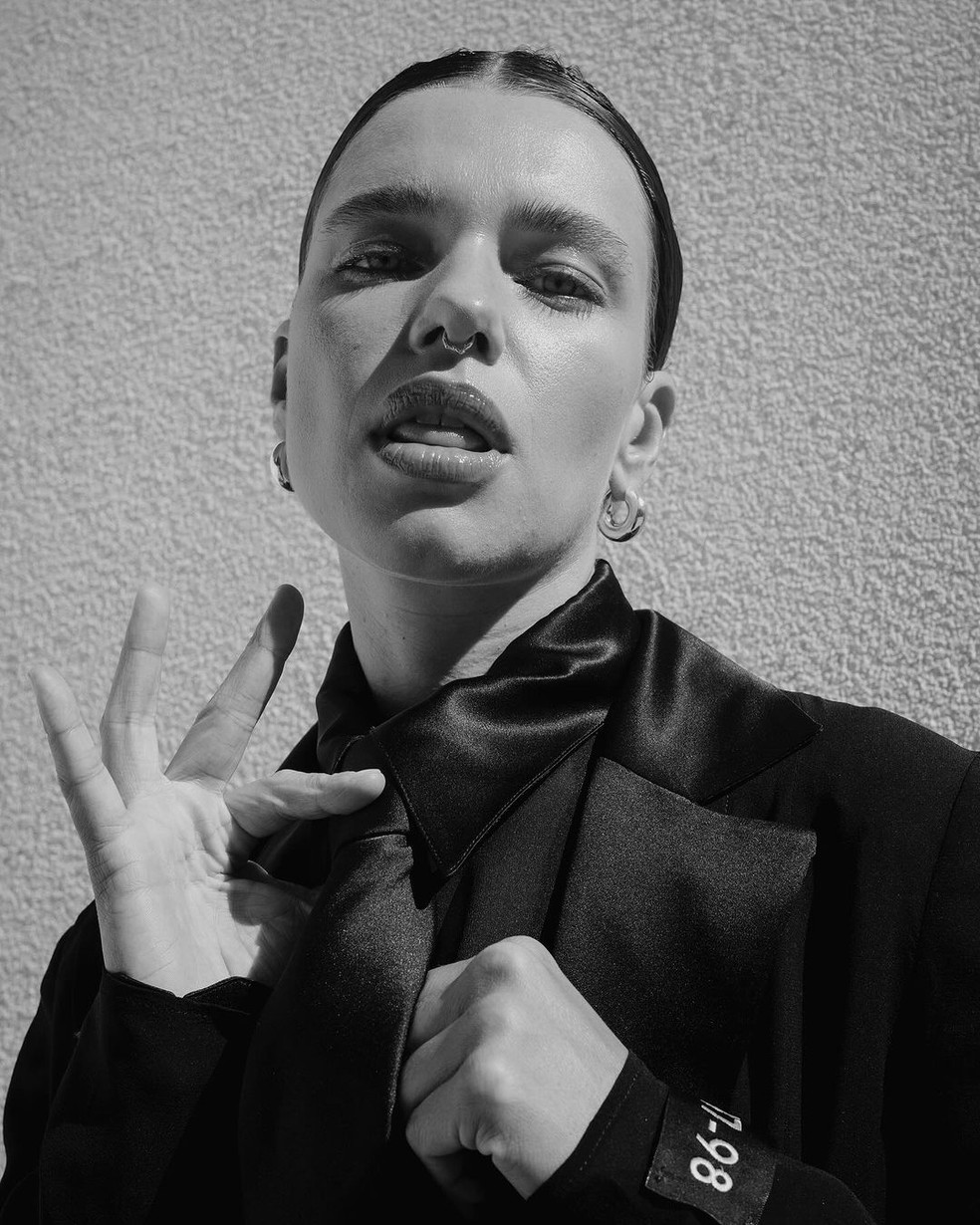 Bruna Linzmeyer marca presença no Festival de Cinema de Cannes