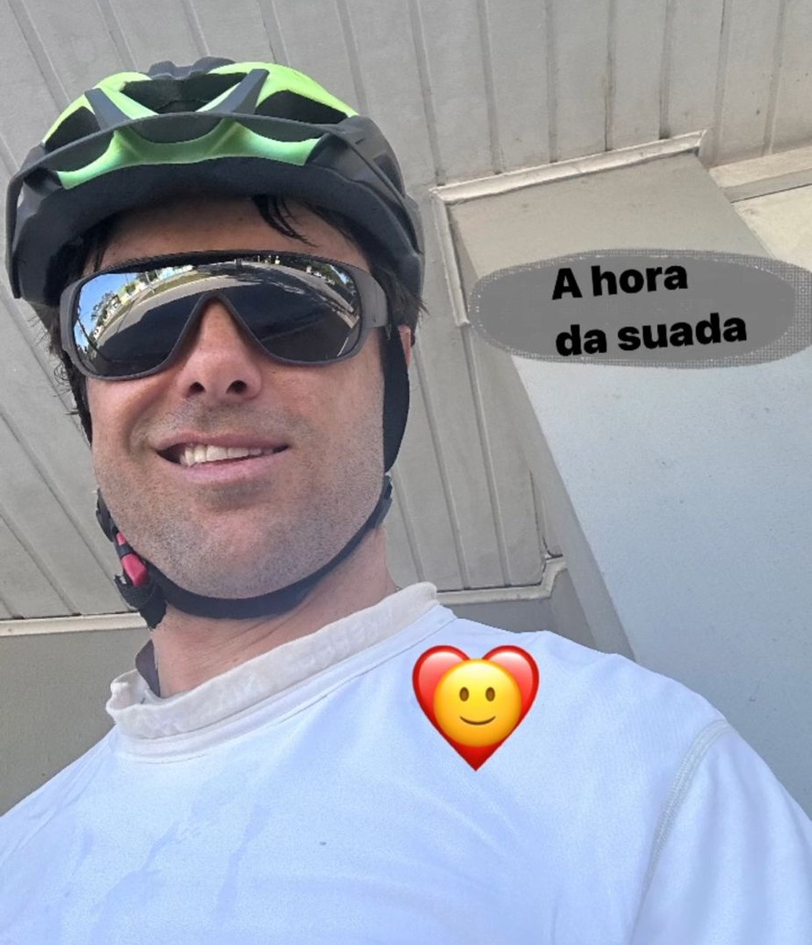 Kayky Brito volta a andar de bike 10 meses após acidente