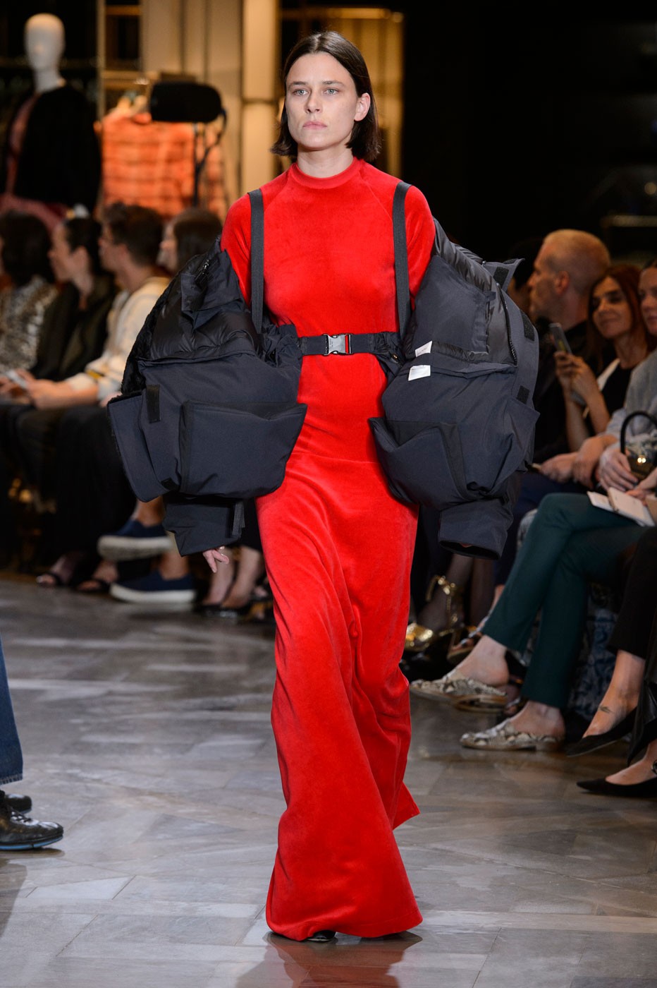 Vetements ocupa Galeries Lafayette com coleção repleta de parcerias