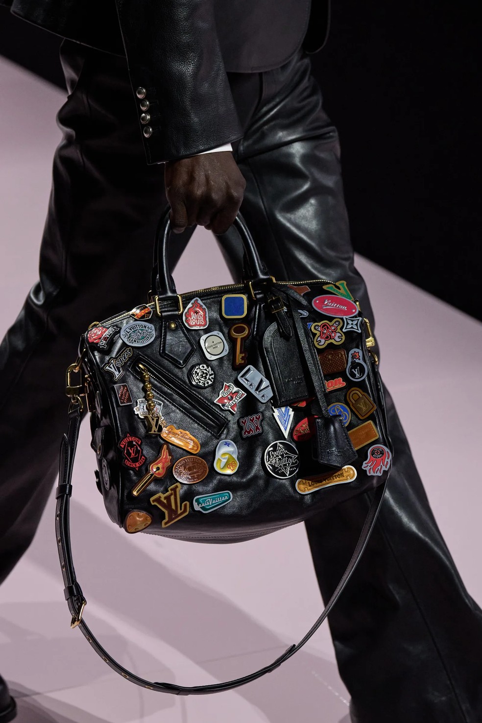 17 bolsas do desfile masculino da Louis Vuitton que queremos já