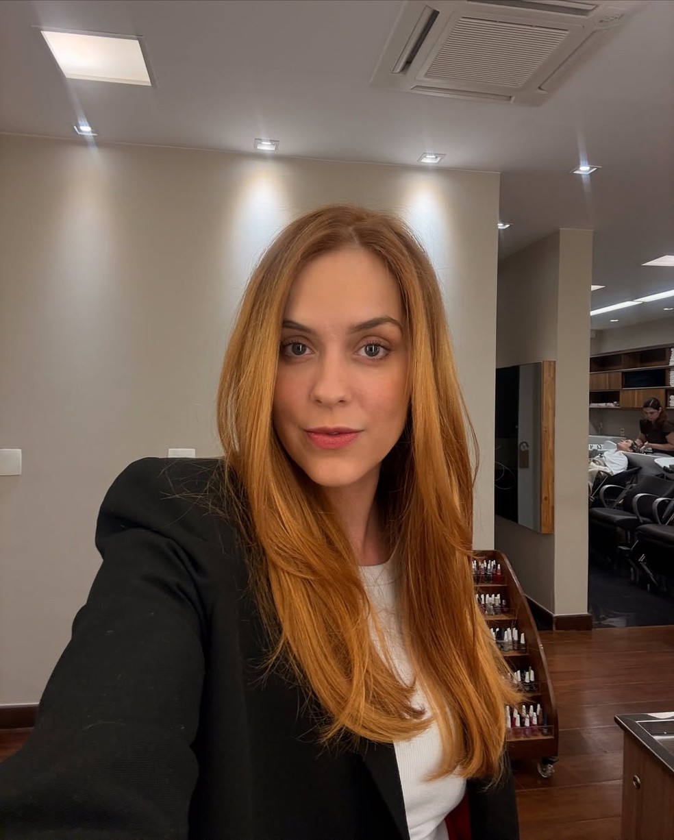 Sophia Abrahão e Sérgio Malheiros posam agarradinhos em clique ...