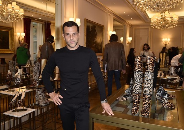 A Clarita virou tênis: o hit de Alexandre Birman ganha nova versão ...