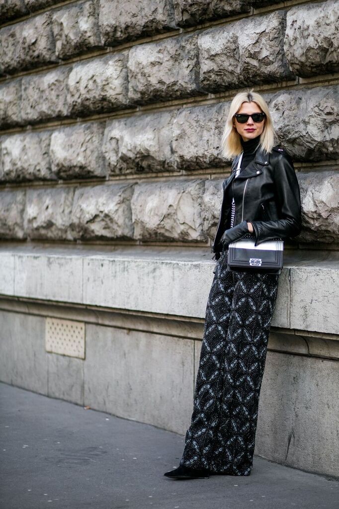 Street style: cores lavadas adocicam as ruas da semana de moda de Paris