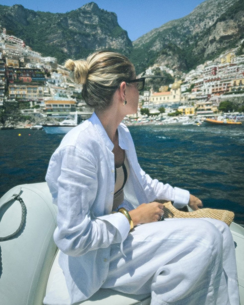 Luma Costa abre álbum de viagem romântica na Itália