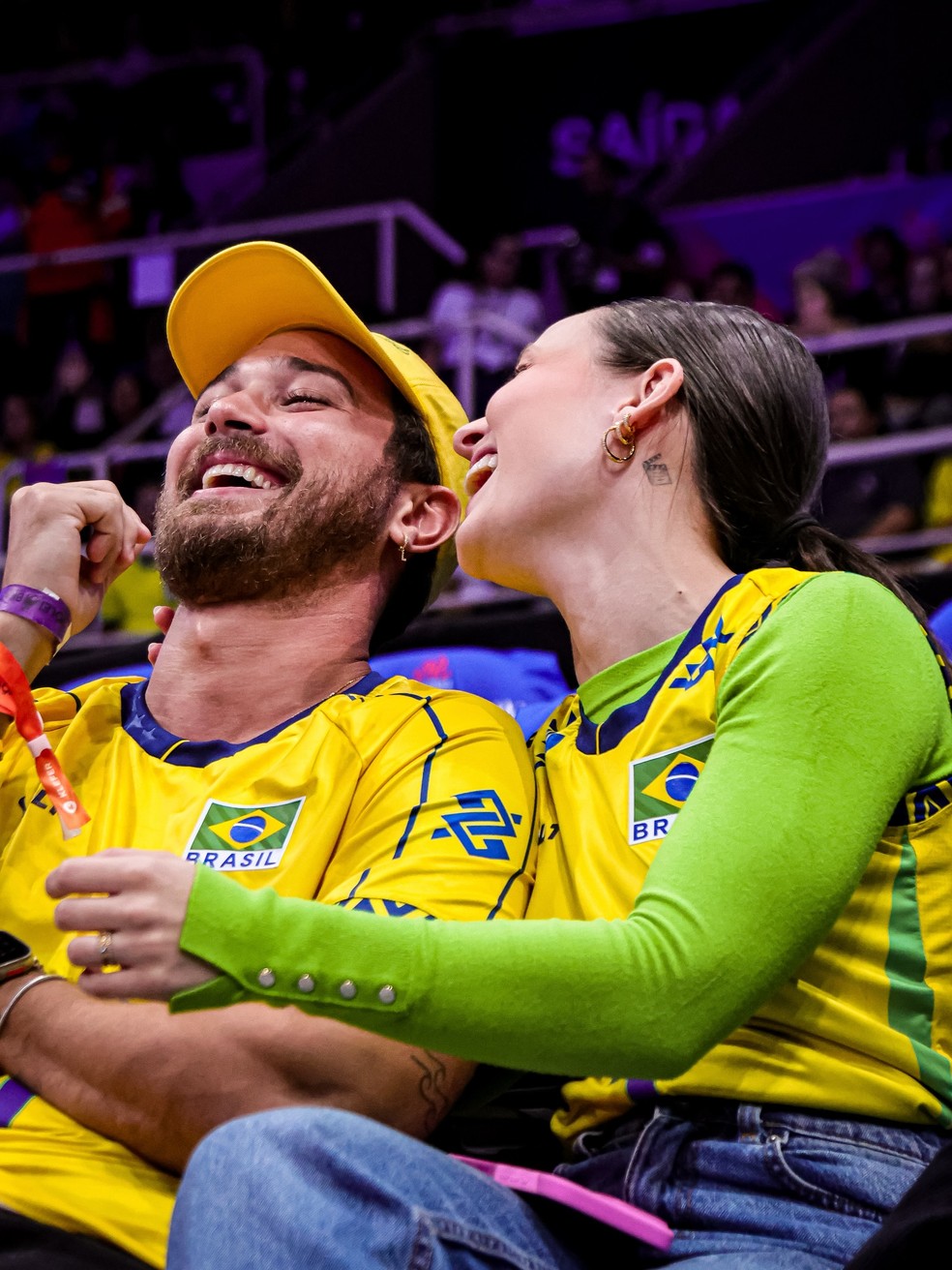 André Luiz Frambach confere partida de vôlei com Larissa Manoela: 'Que ...
