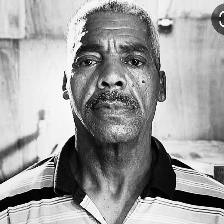 Morre Edson Café, ex-integrante do Raça Negra
