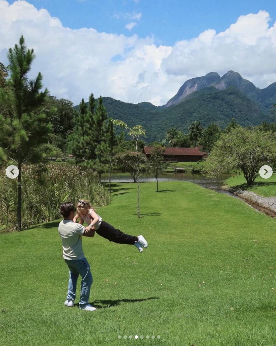 Daniel Rocha aproveita o dia com outra Vitória enquanto namorada está ...