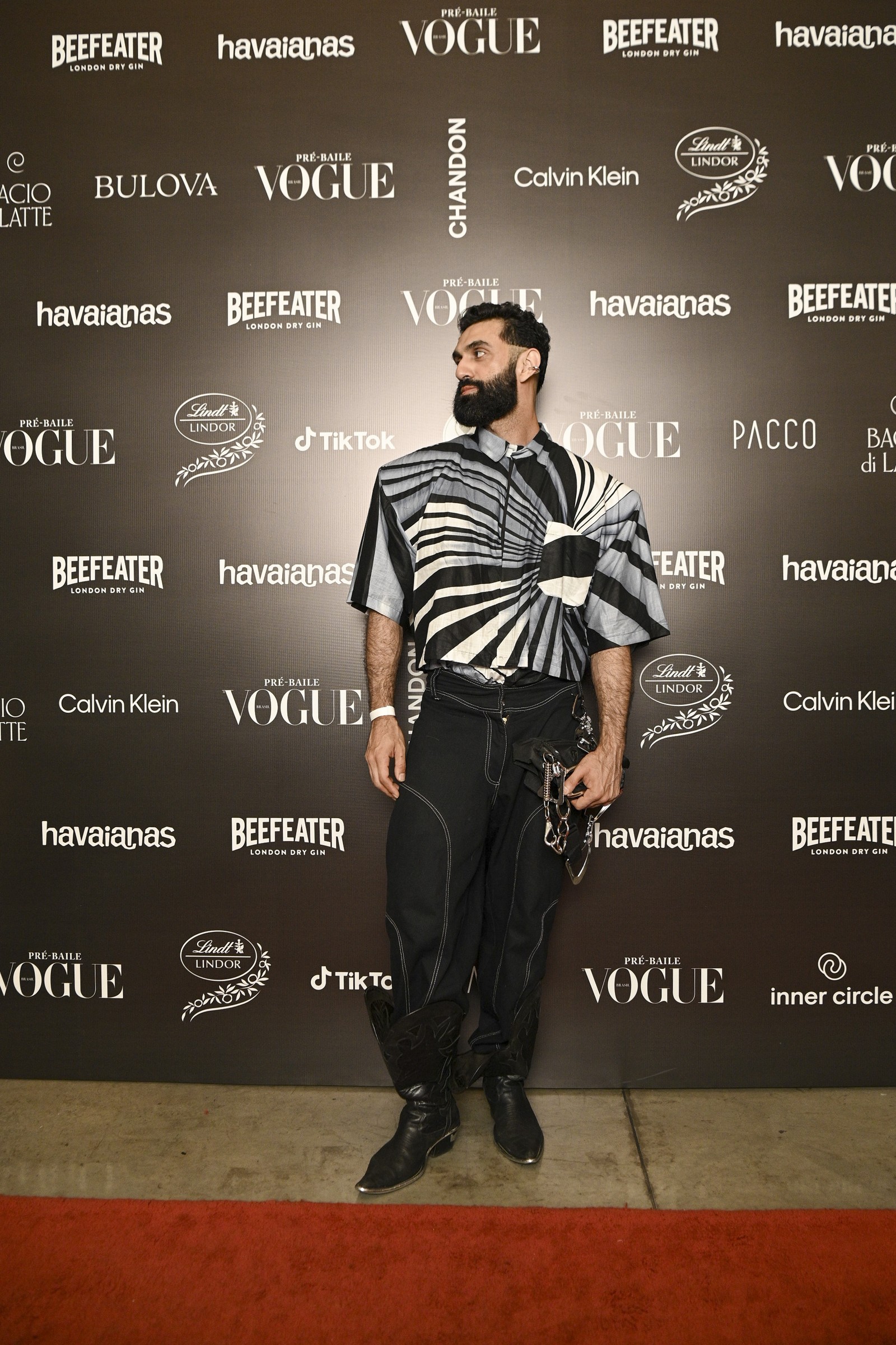 Miss V: Pré-Baile da Vogue