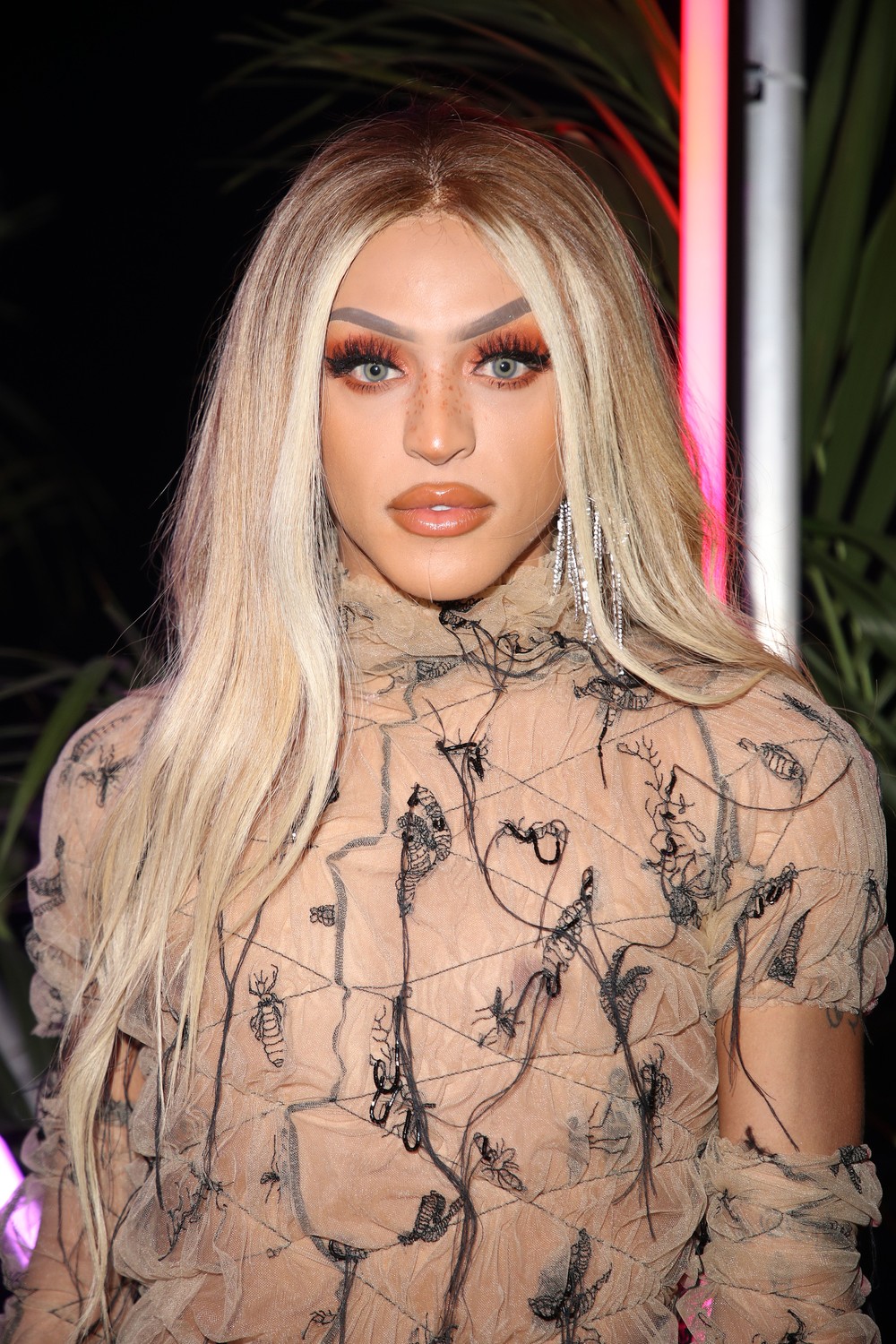 Alta cabelaria: cada vez mais sofisticadas, as perucas prometem ser o ...