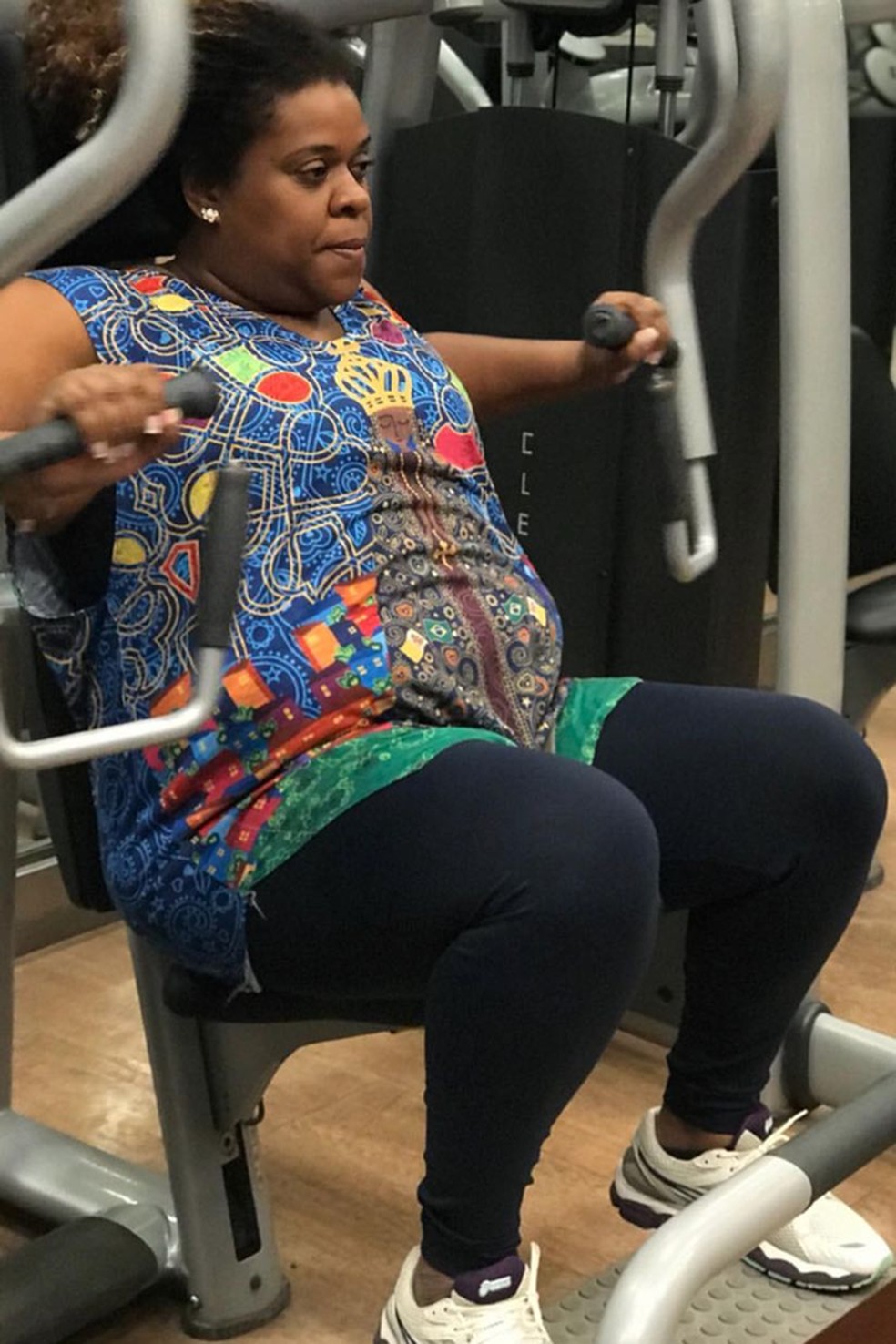 Cacau Protásio começa o dia na academia e seguidores incentivam