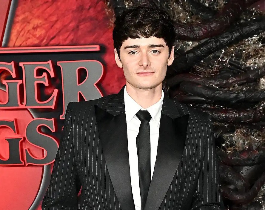 Noah Schnapp conta como leu o roteiro final de Stranger Things dentro do chuveiro