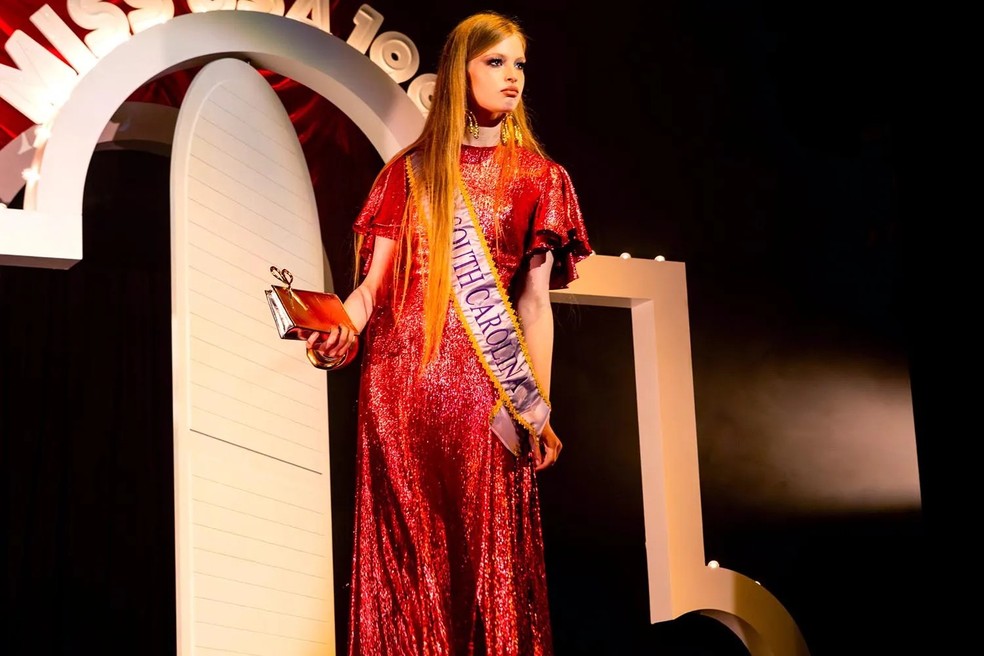 Vivian Musk faz sua estreia na Semana de Moda de Nova York em ...