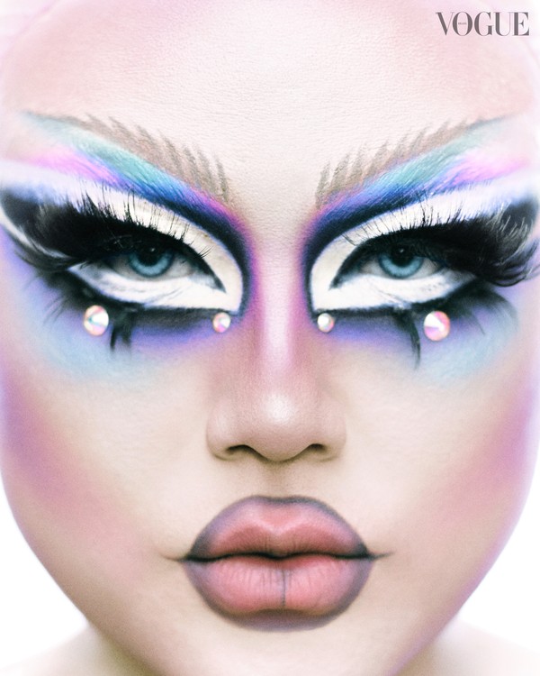 Em homenagem à arte drag queen, oito personalidades posam para Vogue e ...