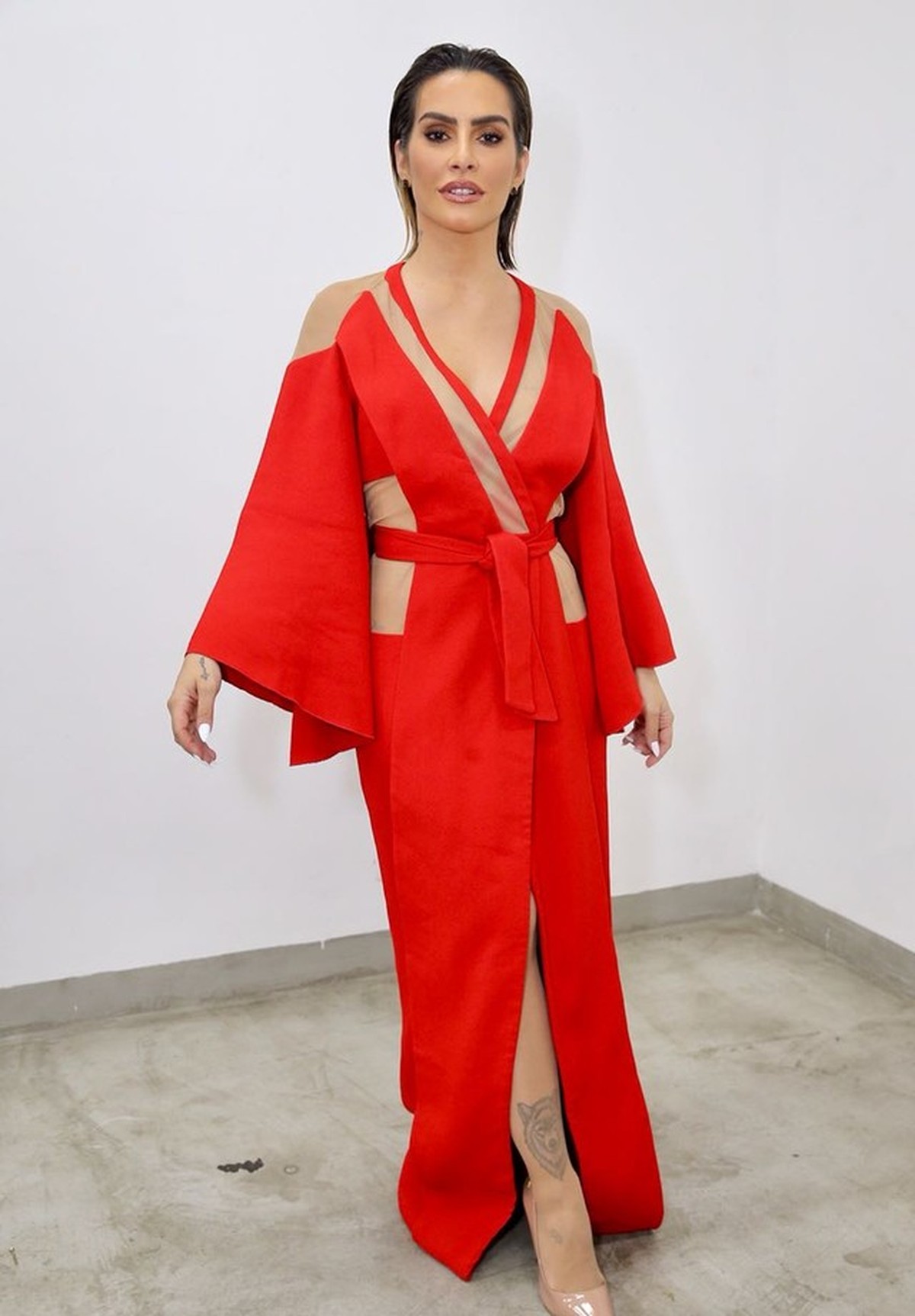 Cleo usa look de R$ 18.500 no lançamento de EP | Celebridades | Vogue