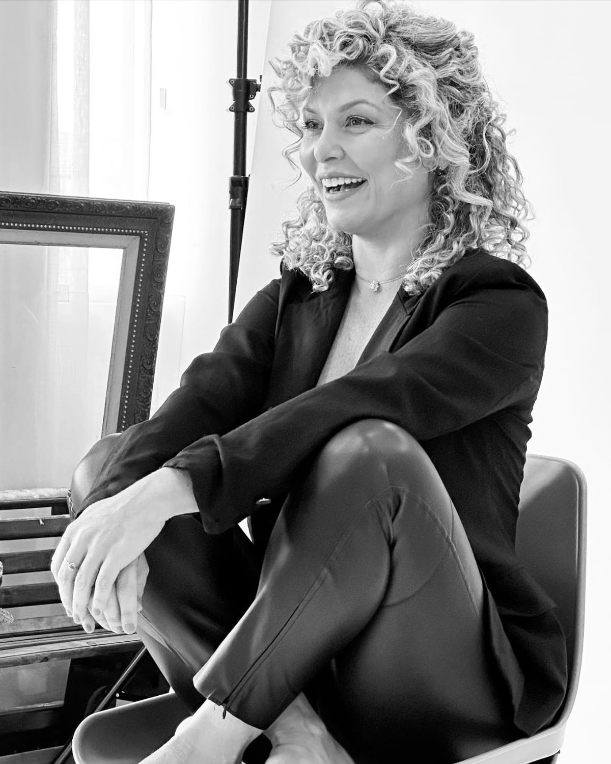 Bárbara Borges para a web com ensaio P&B