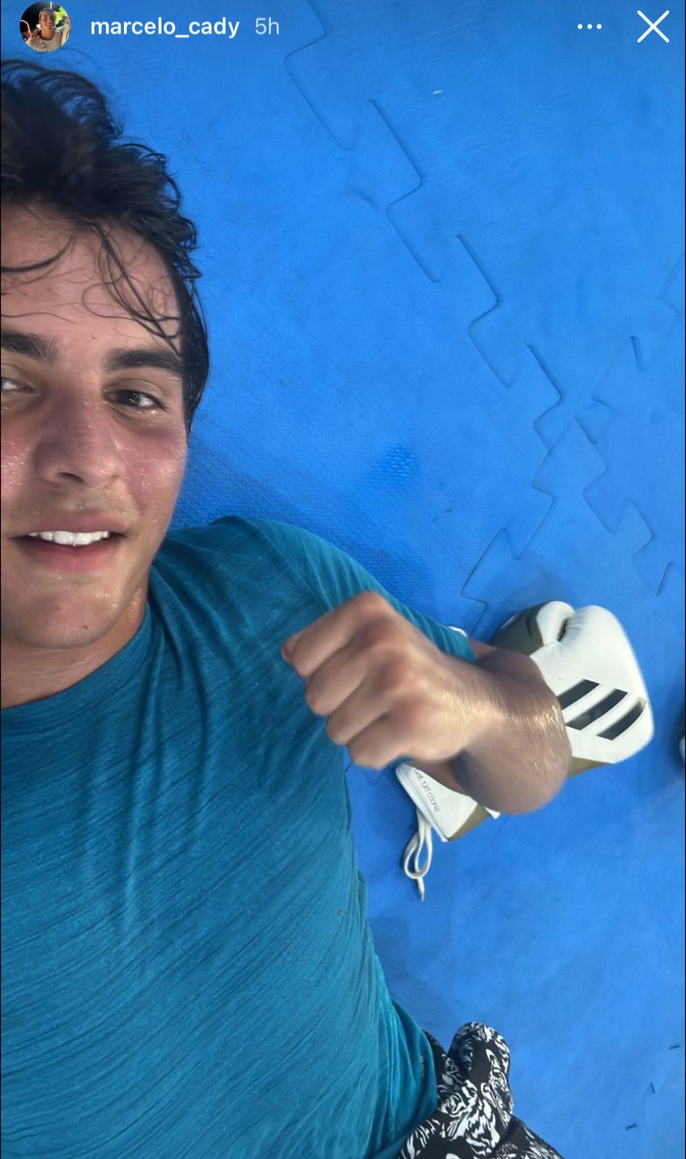 Marcelo Cady faz treino pesado de boxe