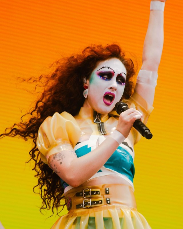Conheça Chappell Roan, a drag queen que domina a cena com seus looks de ...