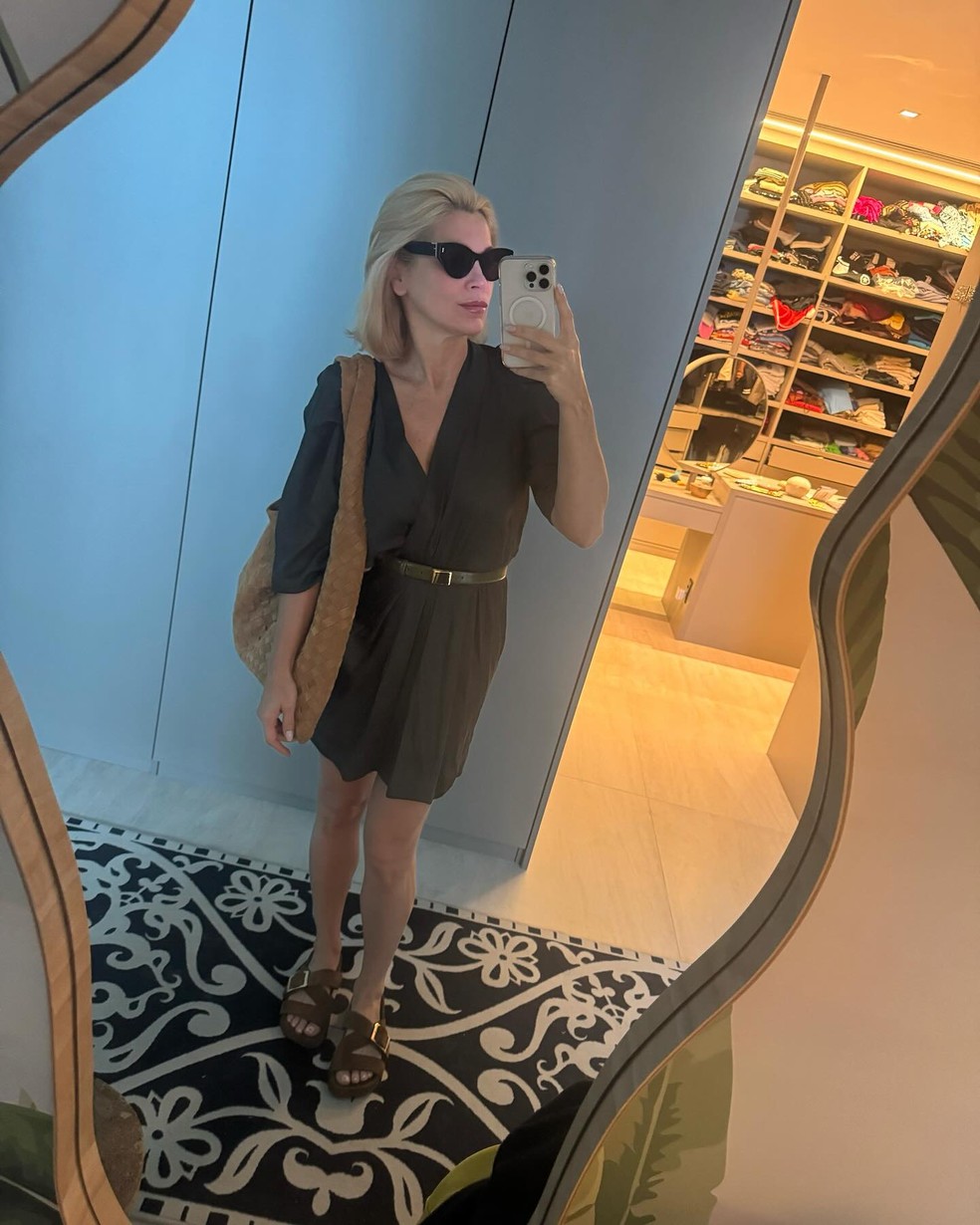 Flávia Alessandra posta selfies e faz reflexão: 'Autocuidado é amar o ...