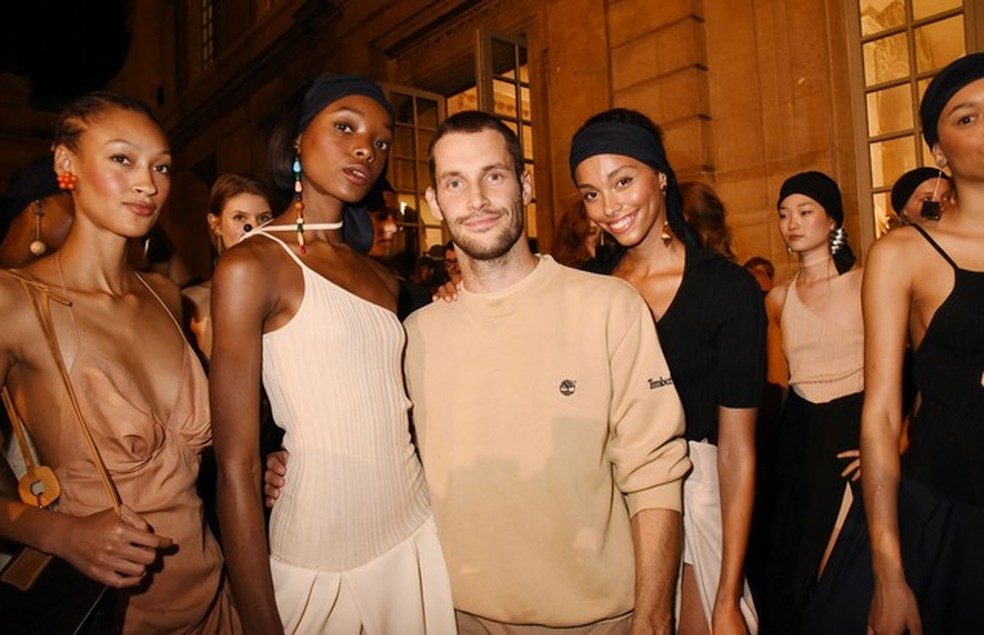 Jacquemus vai celebrar 10 anos de sua marca com desfile co-ed
