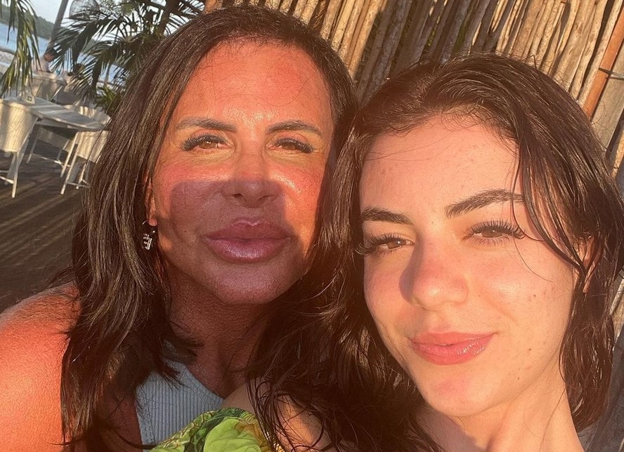 Giullia Miranda faz homenagem para Gretchen