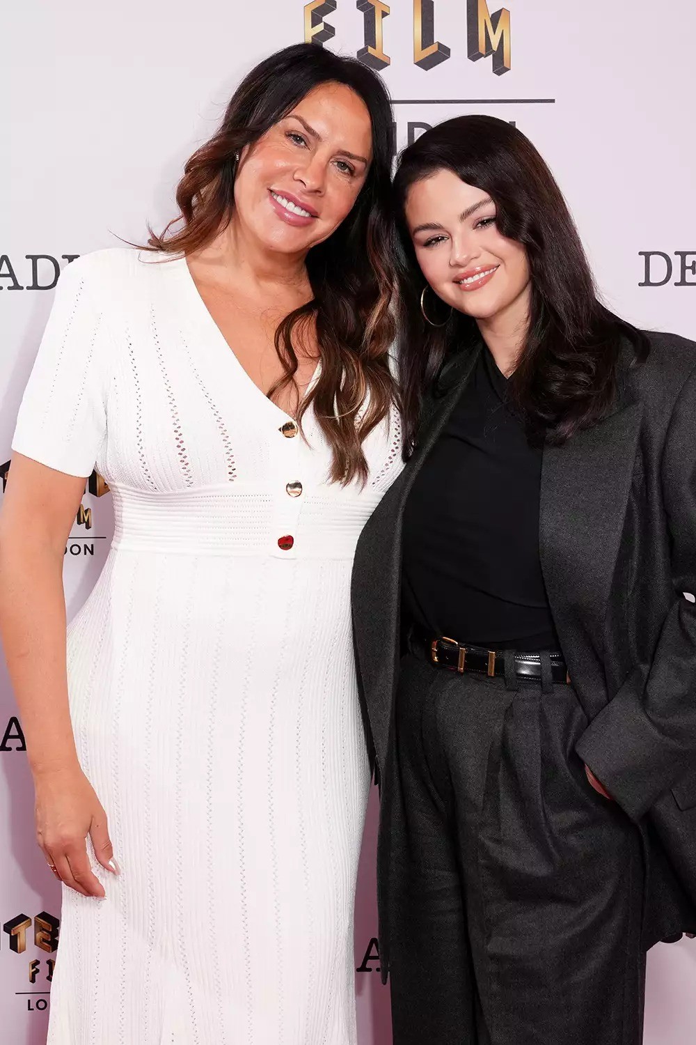 Karla Sofía Gascón explica ausência no casamento de Selena Gomez e Benny Blanco