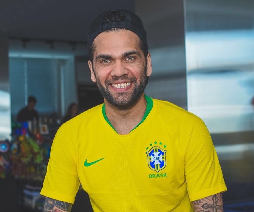 Daniel Alves faz postagem em rede social após duas semanas em liberdade ...