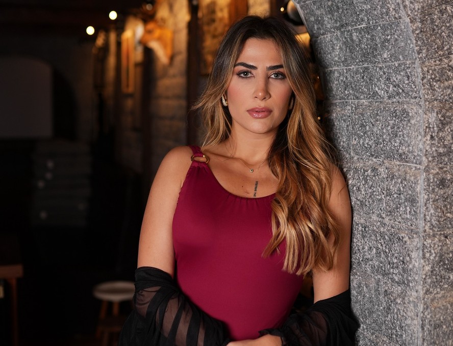 Jéssica Beatriz chama atenção dos seguidores ao publicar novos cliques ...