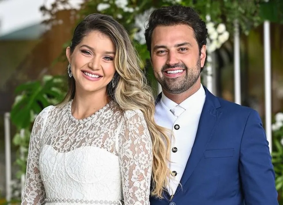 Lyandra Costa celebra 34 semanas de gestação