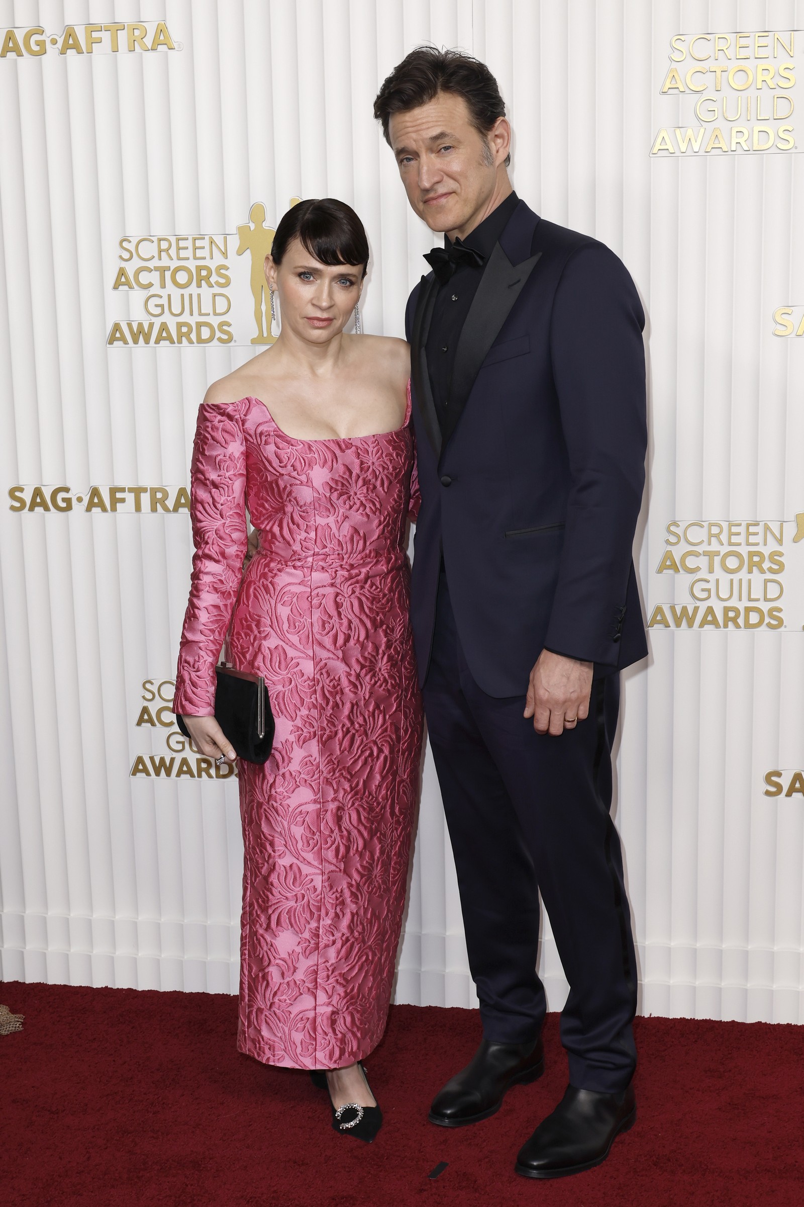 Alerta tendência! Tons de rosa dominam o tapete vermelho do SAG Awards 2023