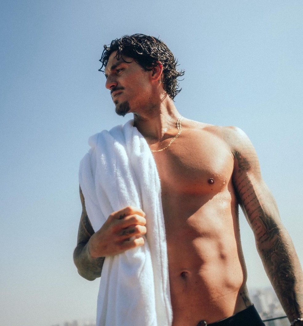 Gabriel Medina retorna a sua cobertura em SP
