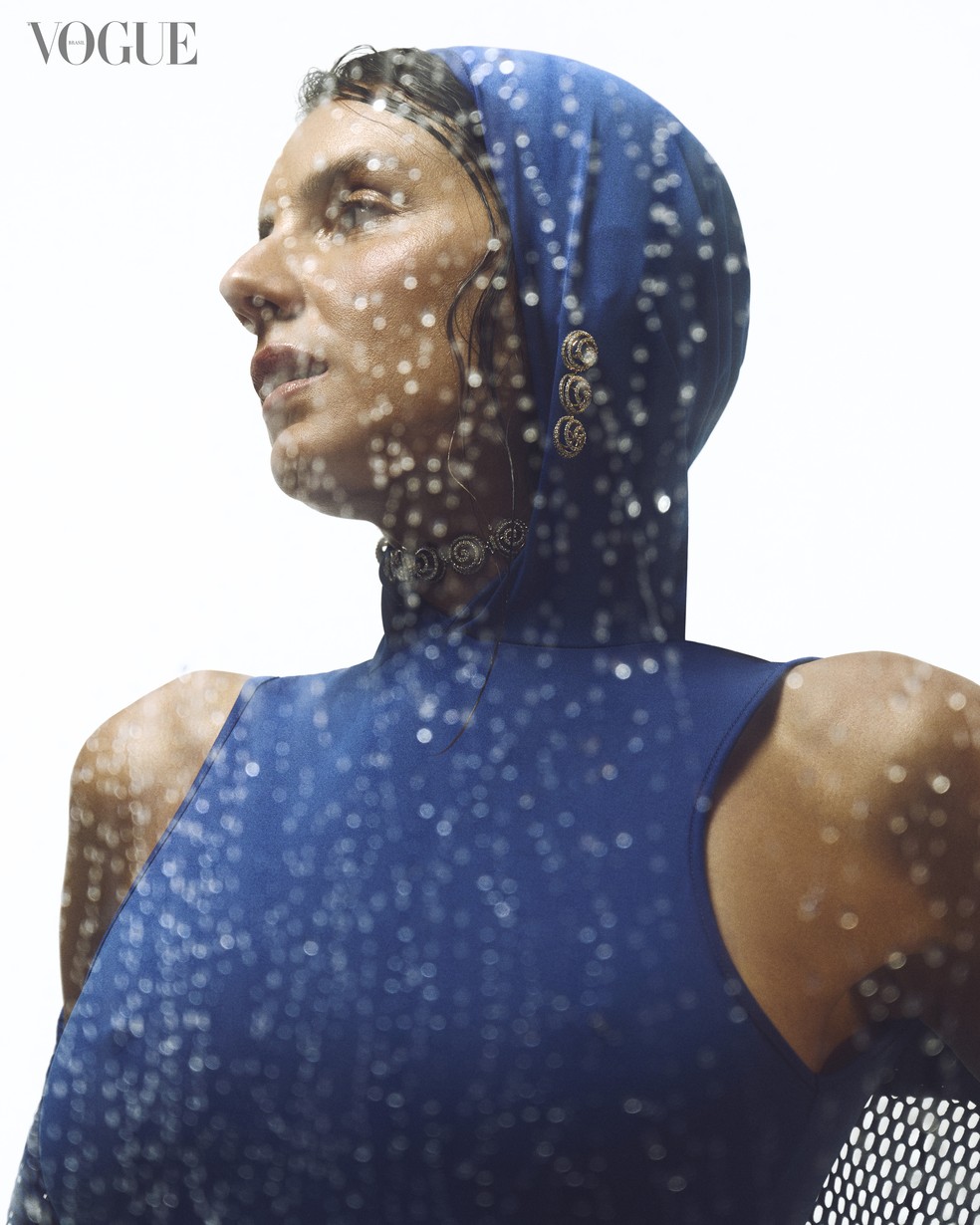 Maya Gabeira: 'Meu equilíbrio eu encontro no mar'