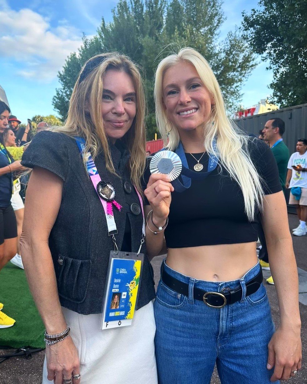 Desirée Soares abre álbum de fotos com atletas e outros famosos em Paris