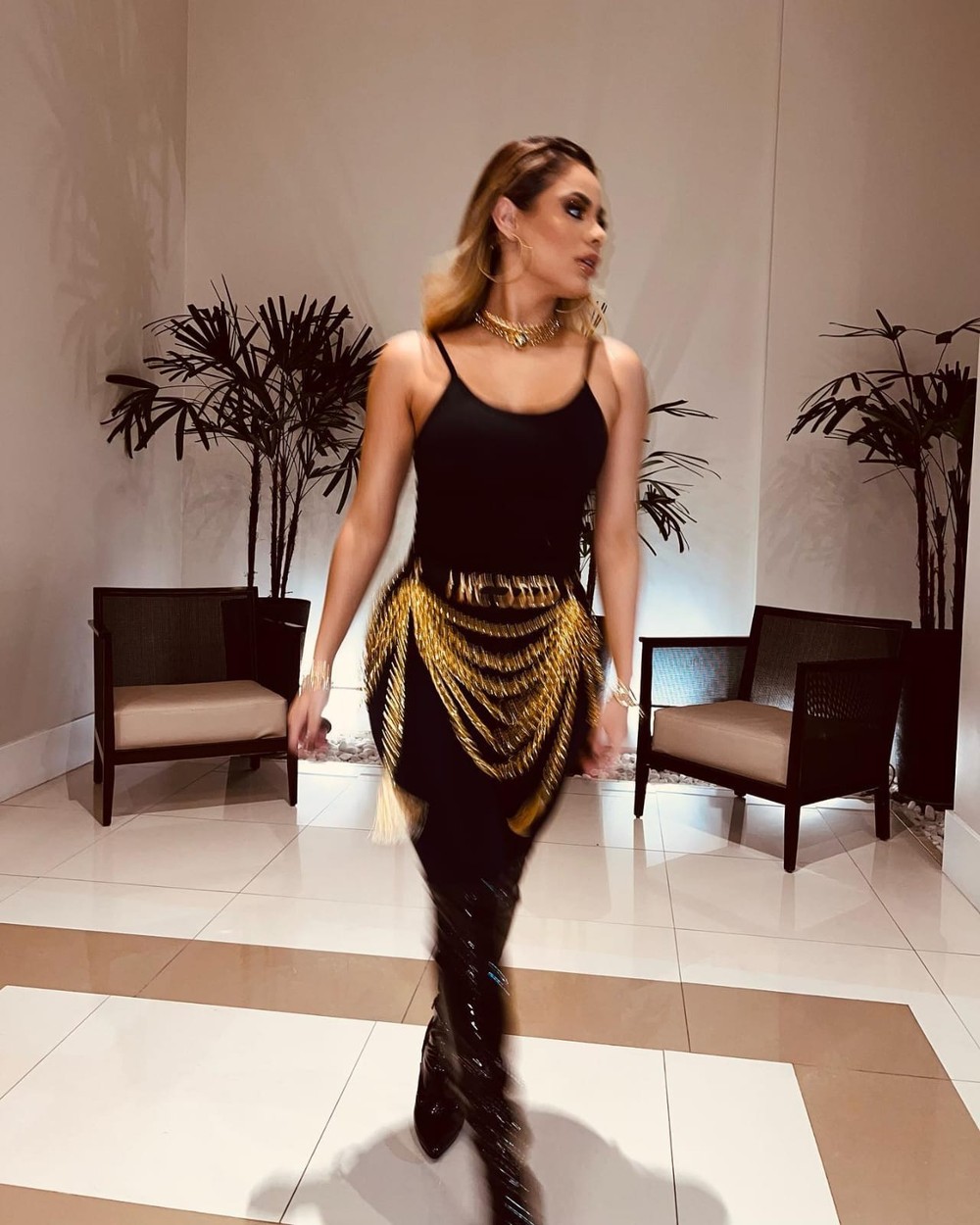 Lexa exibe look para a Virada Cultural