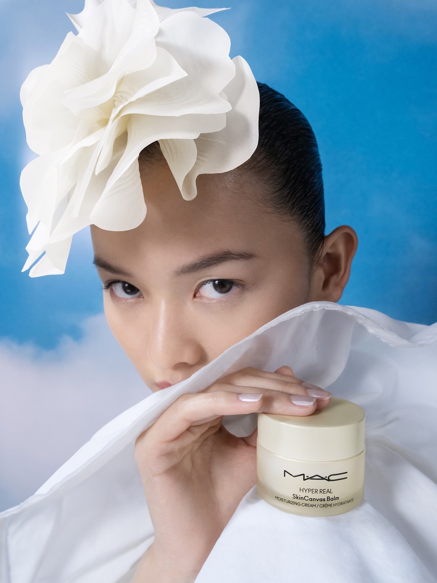 Mac Cosmetics lança sua primeira linha de alta performance totalmente ...