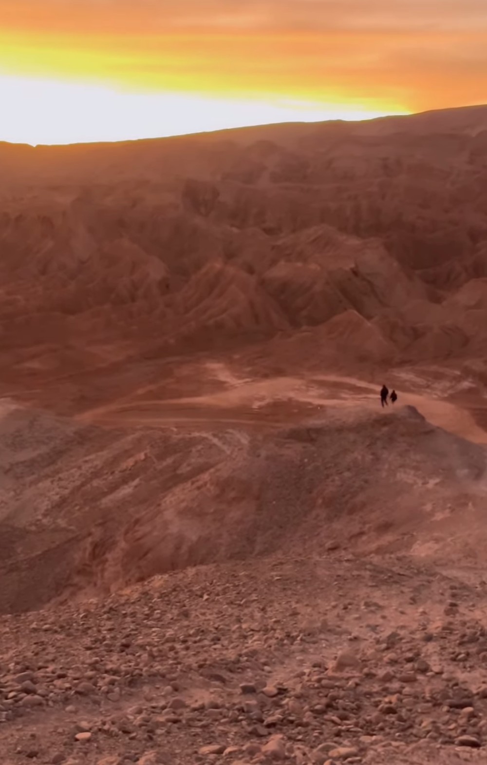 Hugo Moura posa com a namorada, Maria Clara Senra