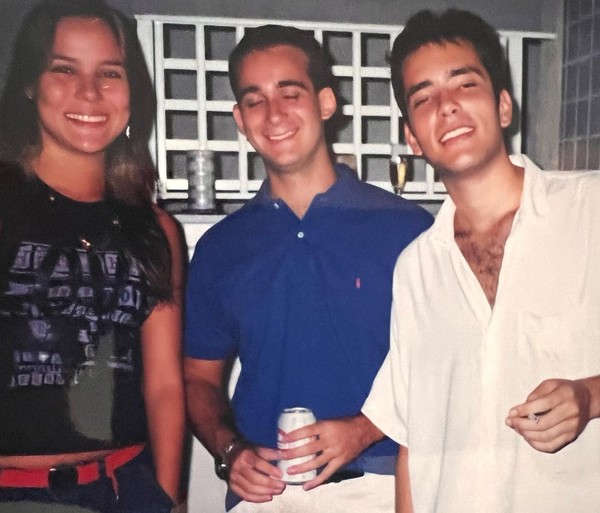 Bento Ribeiro resgata clique da juventude e surpreende fãs