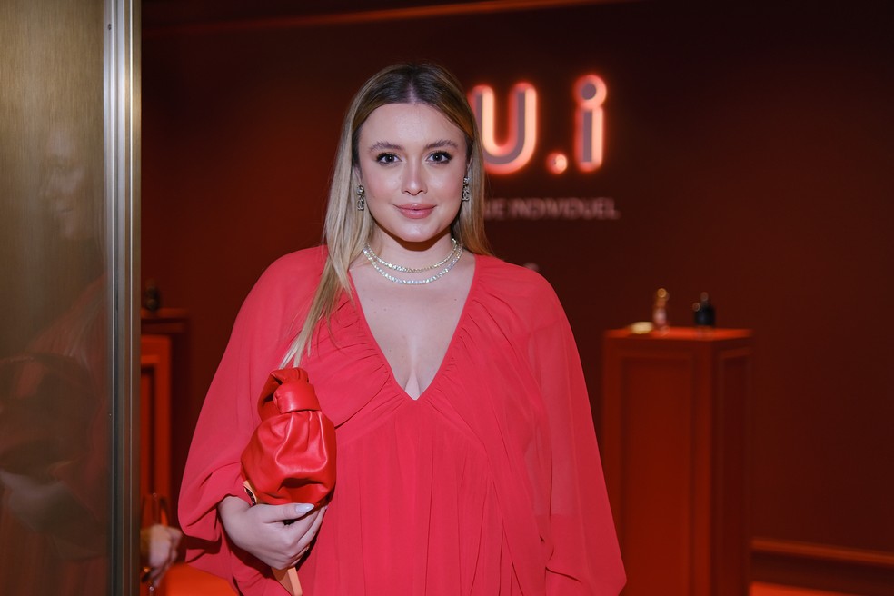 O.U.i Paris resgata clássicos da alta perfumaria com coleção Fleurs ...